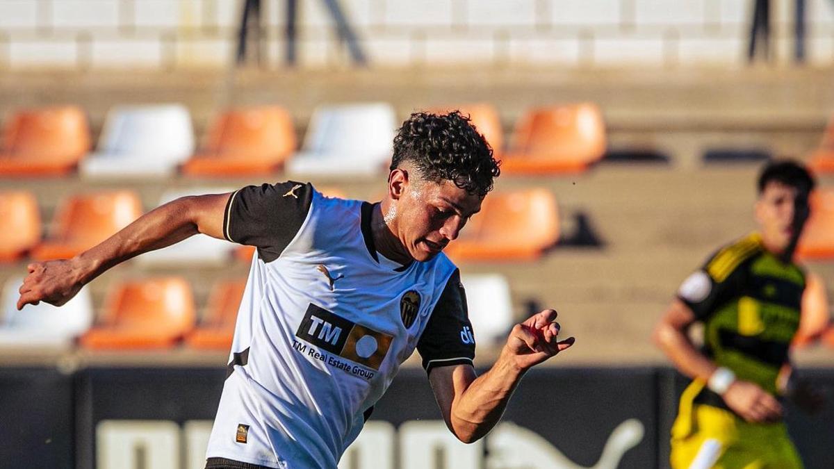 Warren Madrigal a las puertas de un debut soñado en la Primera División ...
