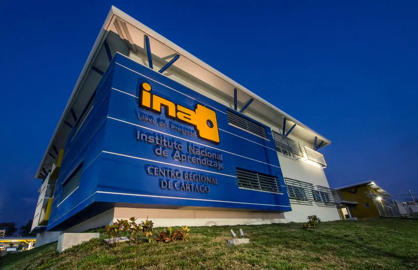 INA abre inscripción para cursos gratuitos en tecnología,IA, inglés y ...